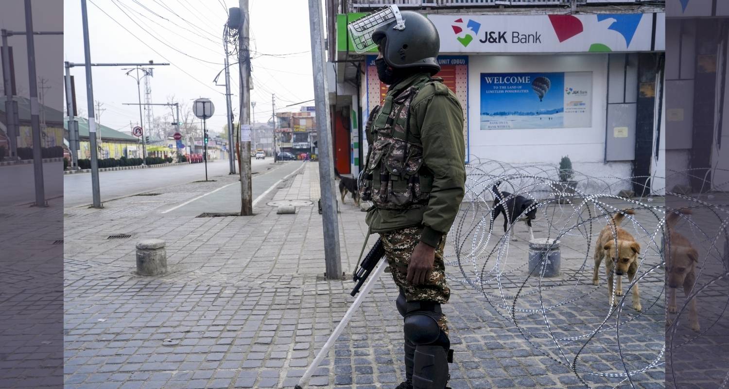 An Army soldier sustained injuries after his service rifle accidentally ...