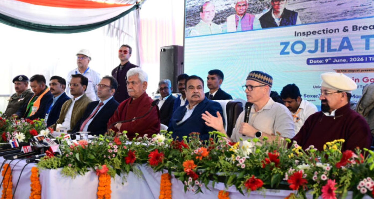 Jammu and Kashmir Chief Minister Omar Abdullah on Tuesday made a strong ...