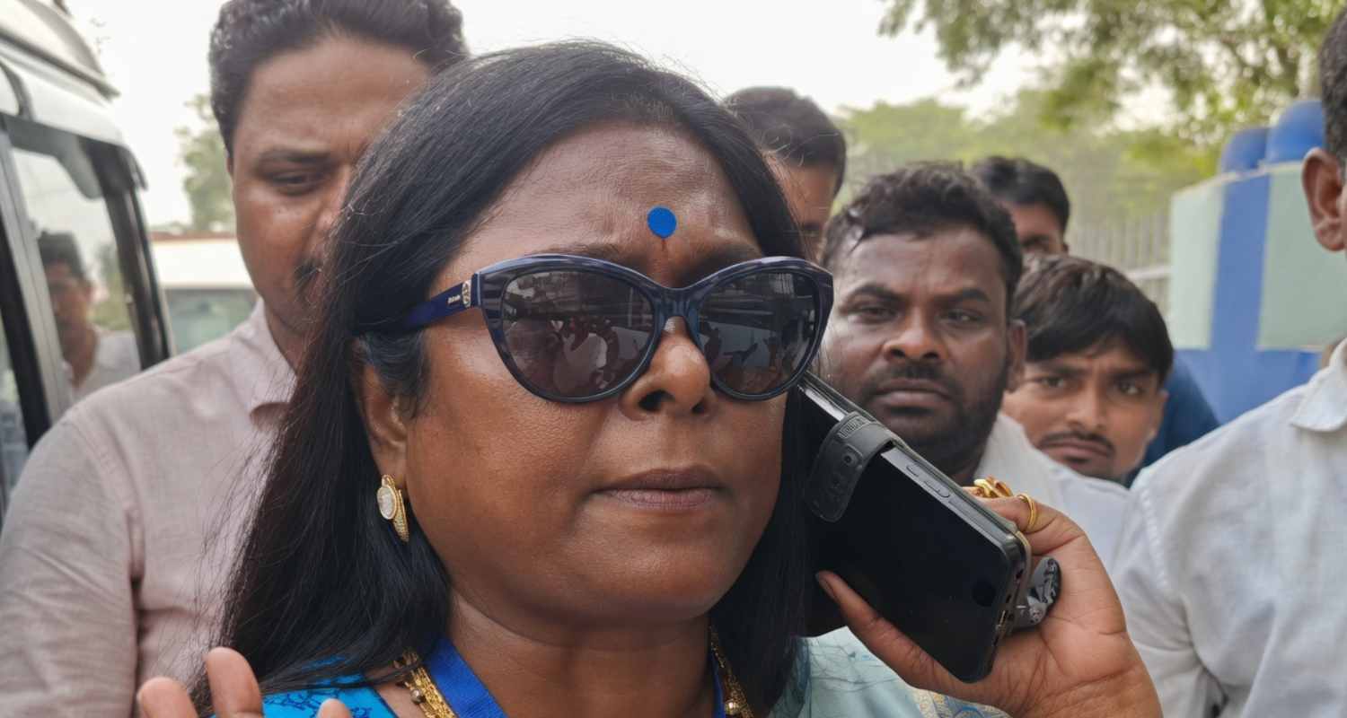 WB polls: Voter dies outside booth; TMC alleges central forces bias