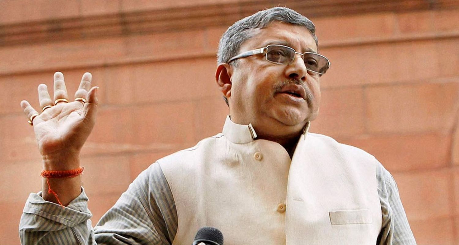 Raj Bhavan opens gates after TMC MP’s weapons stash claim